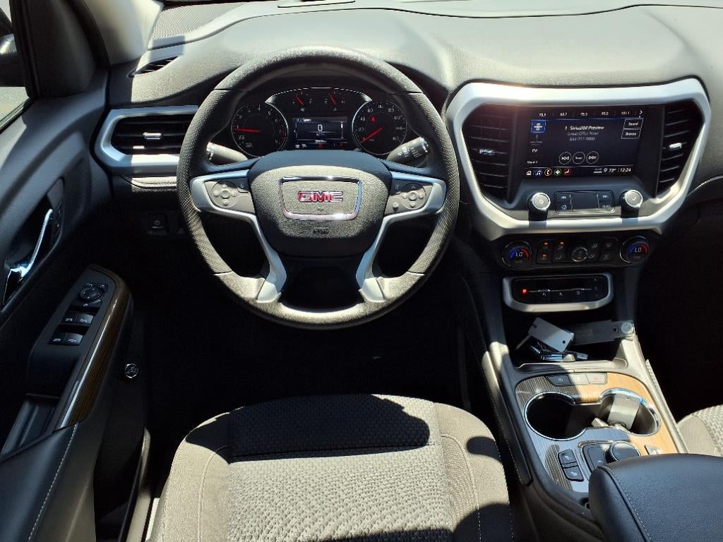 2023 GMC Acadia SLE Palmyra IL | Smoky Jennings Chevrolet 1GKKNKL44PZ240568